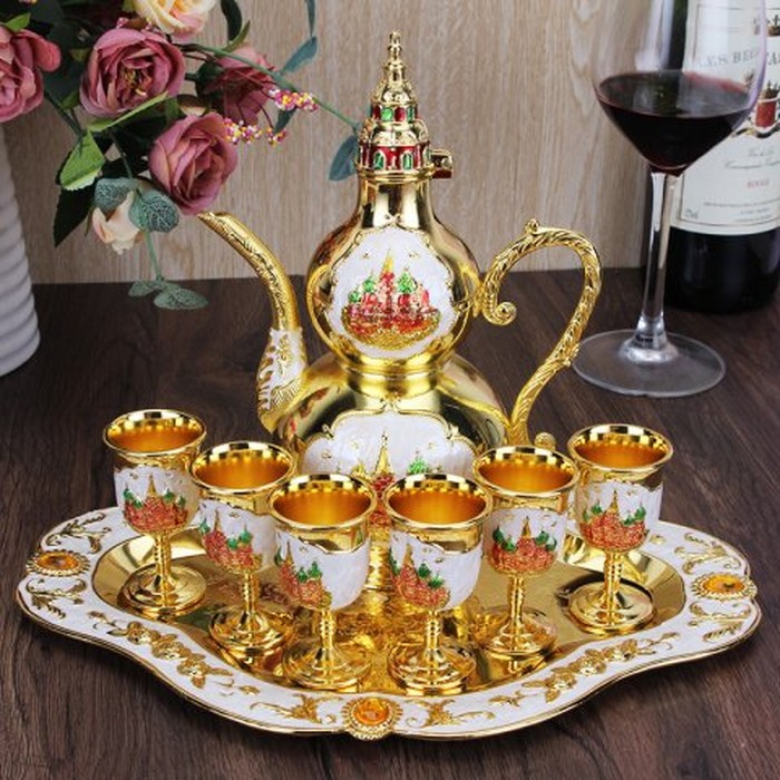 10 Motif Gelas Jadul yang Bikin Nostalgia di Rumah Nenek