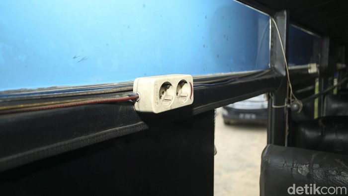 Ada 'Bus India' di Perbatasan Indonesia-Malaysia