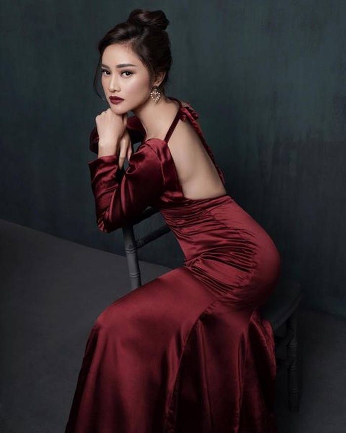 10 Pesona Kecantikan Devina Kirana