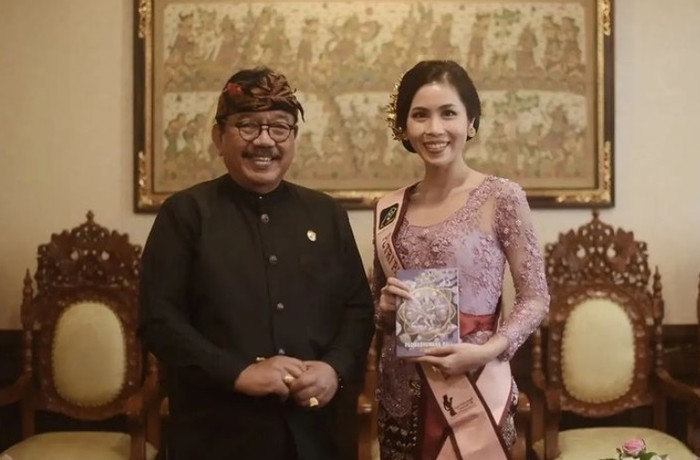Potret Cantik Tania Putri Pariwisata Indonesia 2022 Berkebaya Bali
