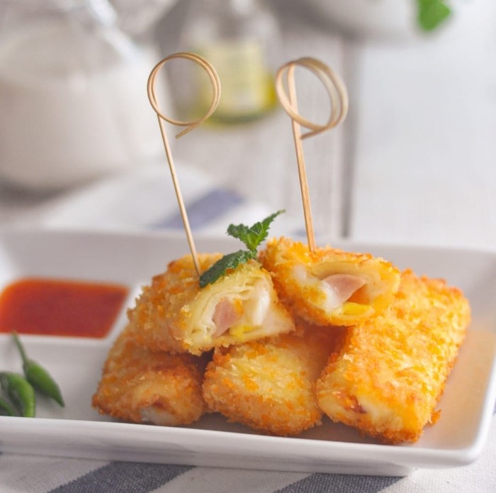 20 Risol Mayo Rp 4.000 yang Renyah Lumer Ada di Sini!