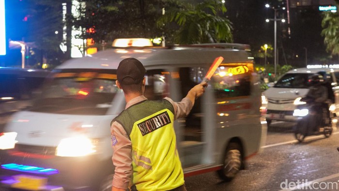 Horor... Macet Sudirman Arah Senayan Horor... Macet Sudirman Arah Senayan