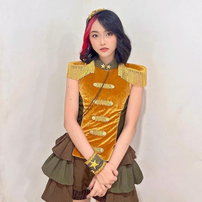 Rona Ang Si Dede Gemes yang Kini Jadi Rocker