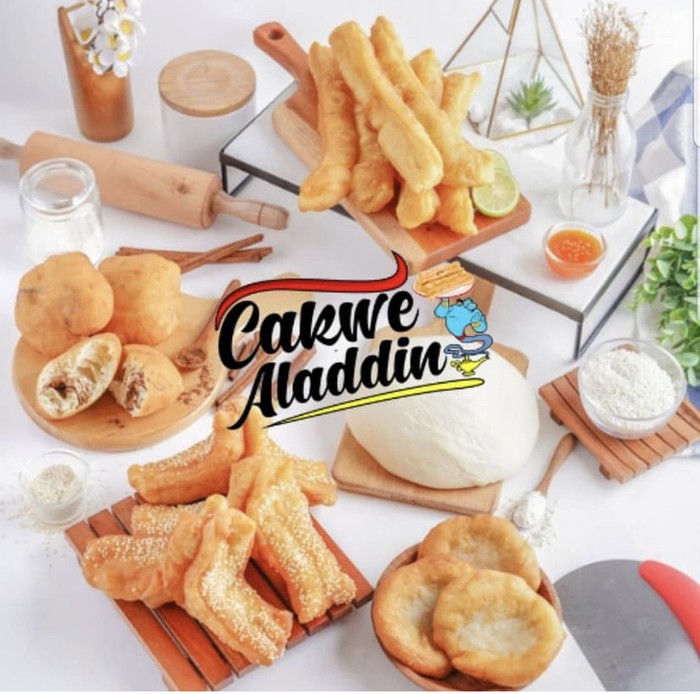 20 Cakwe dan Kue Bantal Empuk Gurih Ada di Sini!