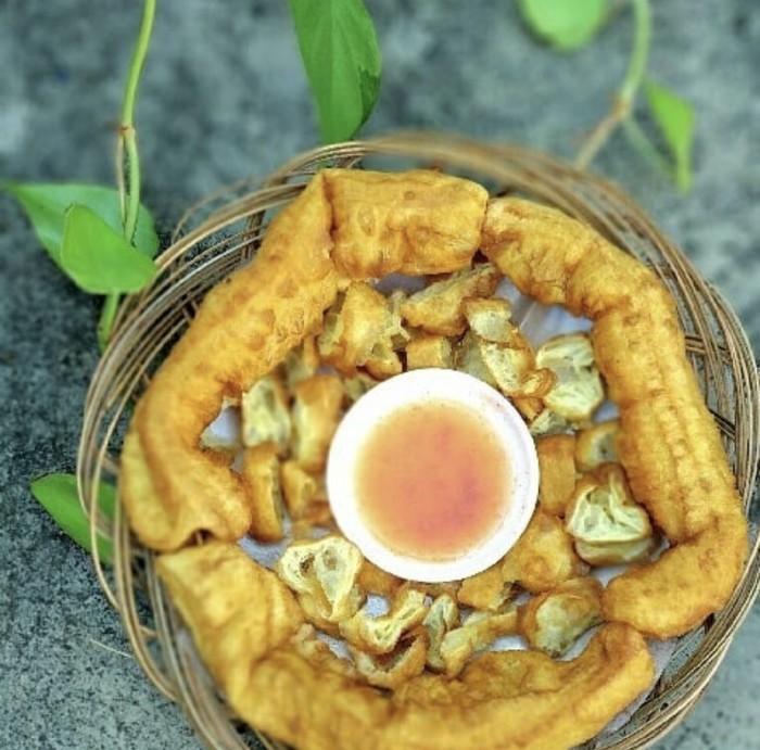 20 Cakwe dan Kue Bantal Empuk Gurih Ada di Sini!