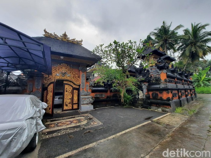 Mengenal Angkul-angkul: Pintu Masuk Rumah Tradisional Bali yang Mirip ...