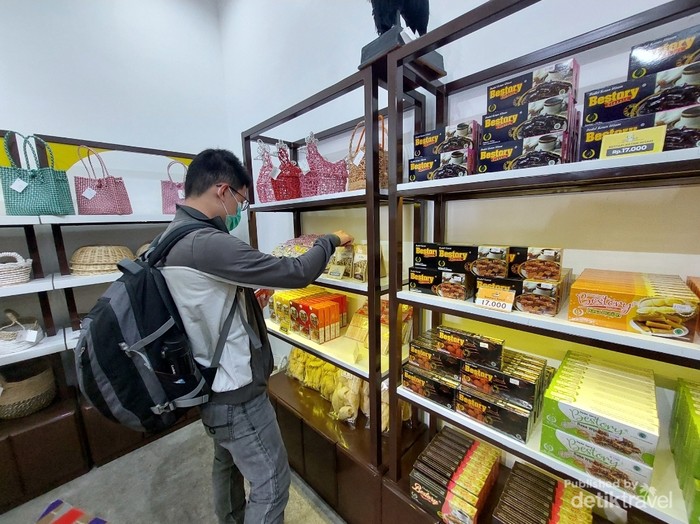 Berburu Oleh-oleh Cokelat Khas Garut, Ada di 'Istana' Ini