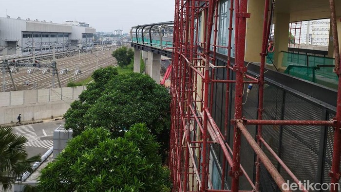 Poins Square Bisa Hidup Lagi Berkat Sky Walk ke MRT