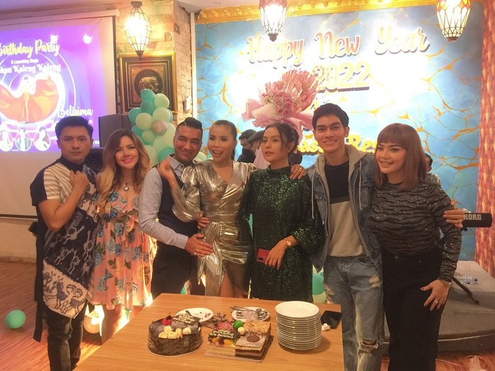 Satria Mulia yang Akan Dipolisikan Rizky Billar Doyan Makan Pizza dan Ngopi