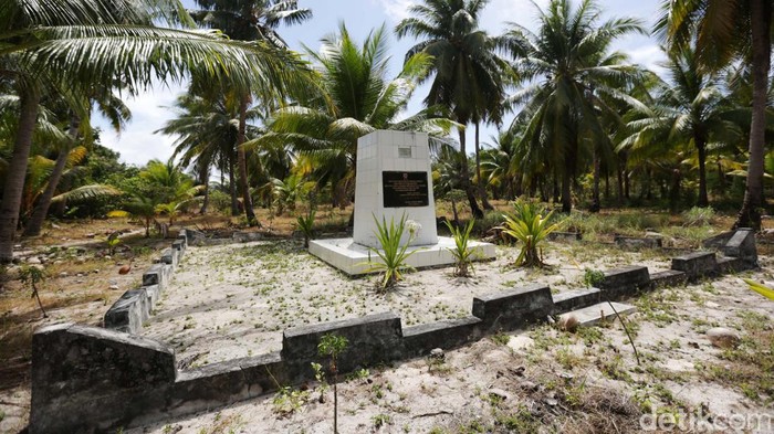 Rambu Suar Desa Elyasa Ikon Tapal Batas RI-Australia