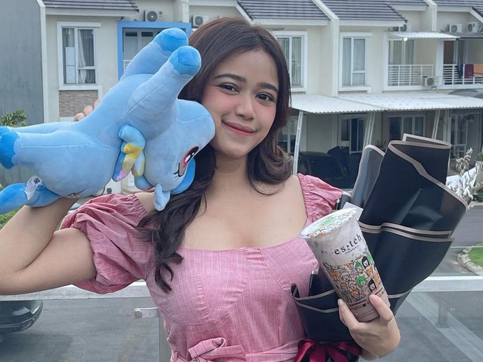 Brisia Jodie Bucin Banget, 5 Langkah Ditinggal Pacar Sudah Kangen Brisia Jodie Bucin Banget, 5 Langkah Ditinggal Pacar Sudah Kangen