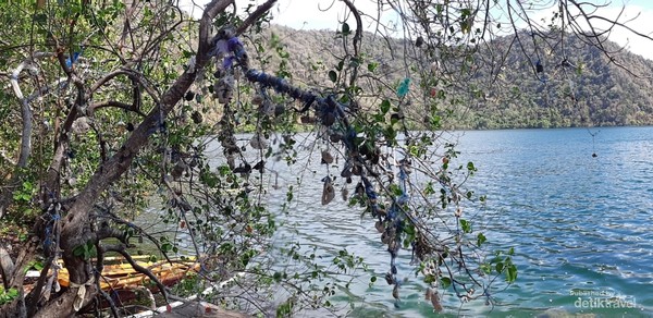 Kisah Danau Satonda, Ketika Kecantikan Berubah Jadi Kutukan