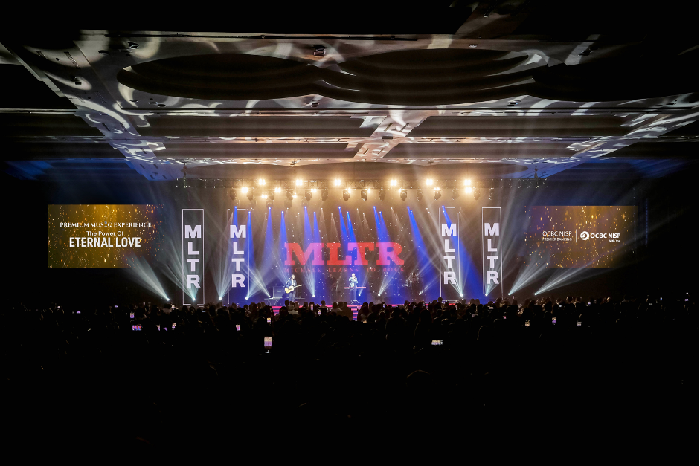 Bank OCBC NISP Gelar Konser Musik Premium, Hadirkan MLTR-Christian Bautista Bank OCBC NISP Gelar Konser Musik Premium, Hadirkan MLTR-Christian Bautista