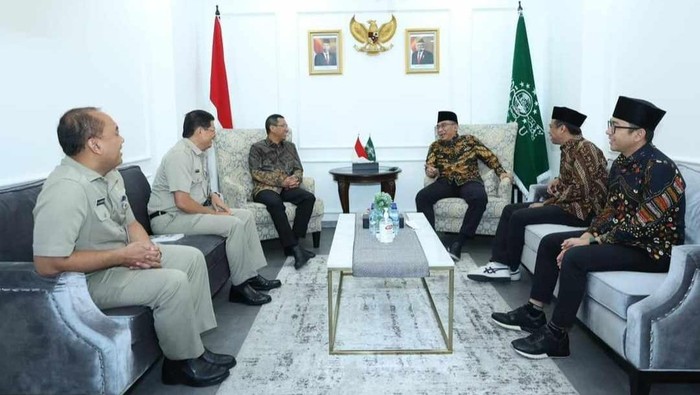 Pj Gubernur DKI Heru Budi Datangi Kantor PBNU, Disambut Gus Yahya Pj Gubernur DKI Heru Budi Datangi Kantor PBNU, Disambut Gus Yahya