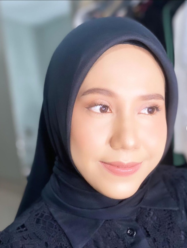 8 Foto Terbaru Nadya Arifta Mantan Kaesang yang Dipuji Makin Glowing