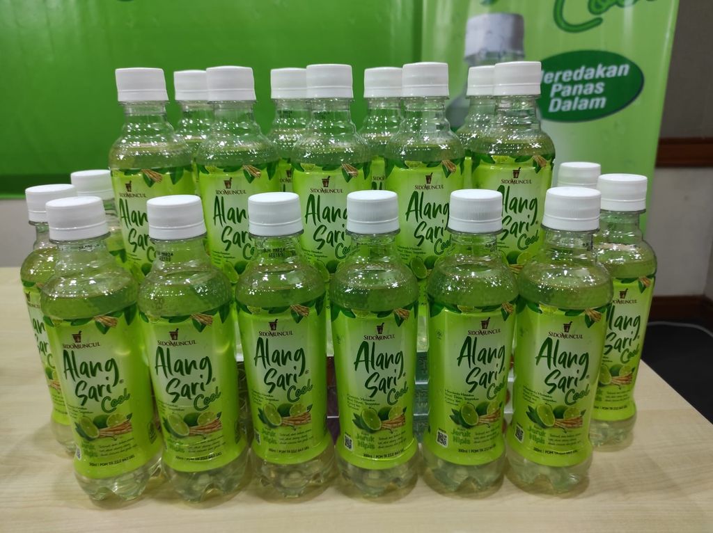 Terbaru dari Sido Muncul, 'Alang Sari Cool' Siap Minum Kemasan Botol Terbaru dari Sido Muncul, 'Alang Sari Cool' Siap Minum Kemasan Botol