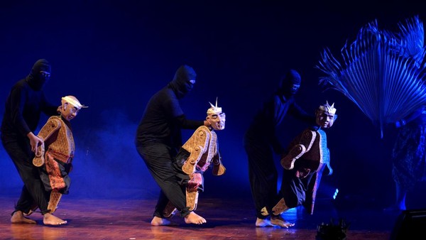 Melihat Pertunjukkan Teater Boneka Danuraga di Denpasar