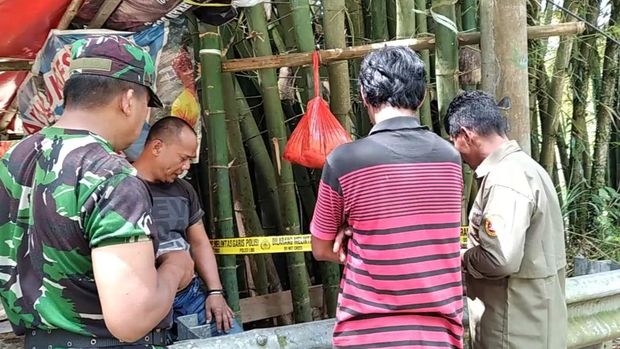 Benda Diduga Granat di Toraja Utara Gegerkan Warga, Brimob Turun Tangan Benda Diduga Granat di Toraja Utara Gegerkan Warga, Brimob Turun Tangan