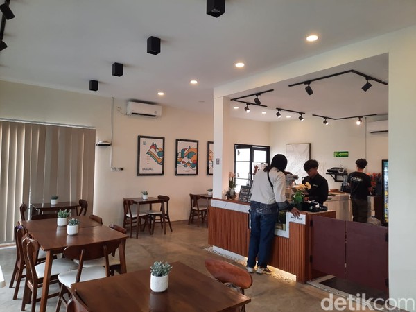 Warga Bekasi, Ada Kafe Baru yang Estetik nih!