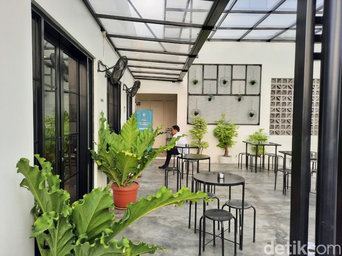 Warga Bekasi, Ada Kafe Baru yang Estetik nih!