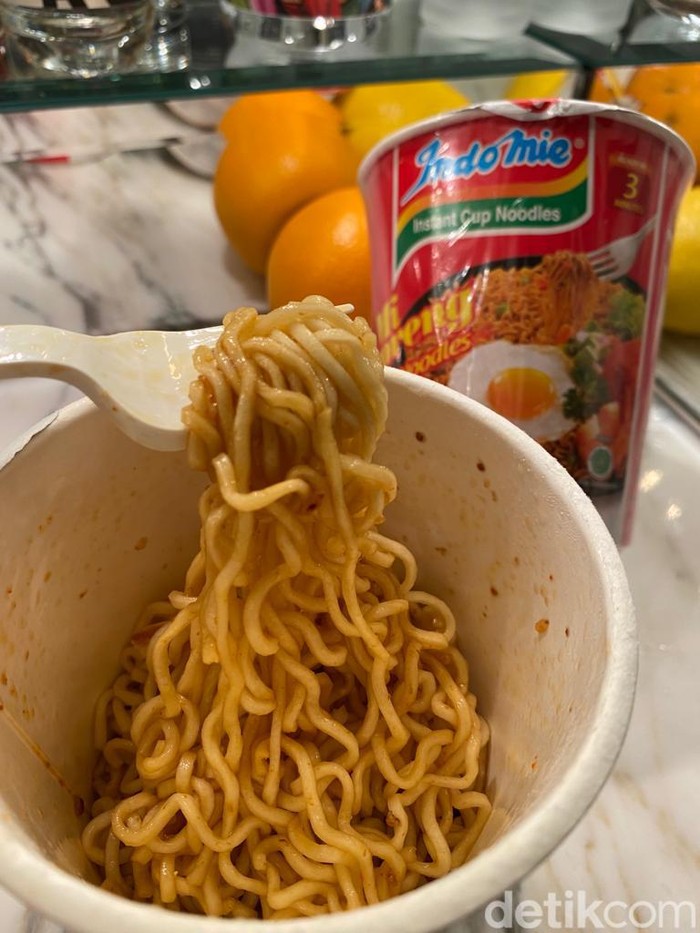 Tidak Dijual di Indonesia, Begini Rasa Indomie Mi Goreng Versi Cup