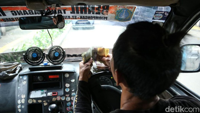Jangan Kaget, Tarif Angkot Non-Jaklingko Naik