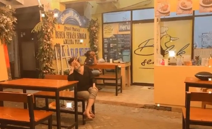 Arlida Putri, Penyanyi Dangdut yang Hobi Nongkrong di Kafe