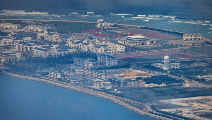 Potret Udara Pulau Buatan China di Laut China Selatan