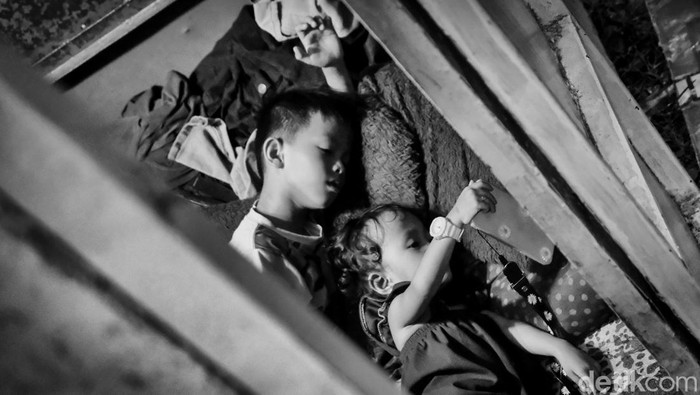 Potret Perempuan Penakluk Tong Setan