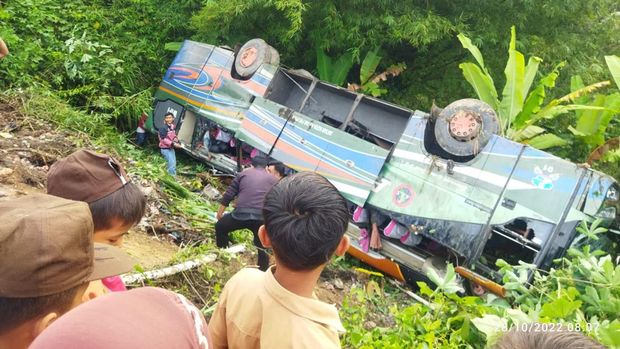 Kecelakaan Maut Bus ALS di Tapanuli Selatan: Kronologi dan Jumlah Korban Kecelakaan Maut Bus ALS di Tapanuli Selatan: Kronologi dan Jumlah Korban
