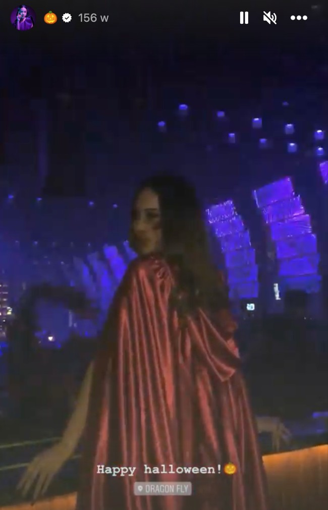 8 Gaya Anya Geraldine Cosplay Halloween, Terbaru Jadi Mystique & Mermaid