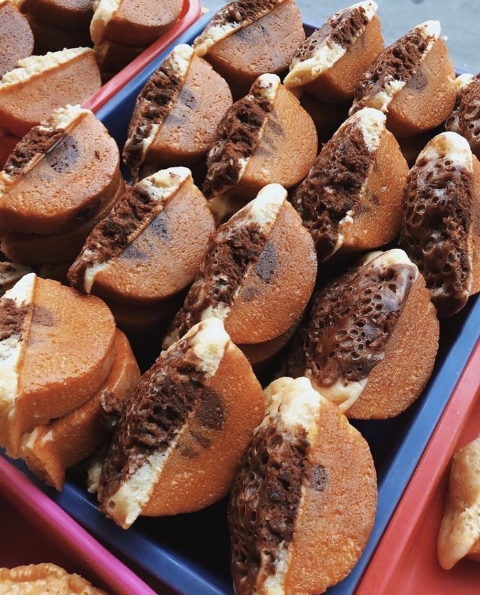 20 Pukis Empuk Manis yang Enak Buat Ngemil Ada Di Sini