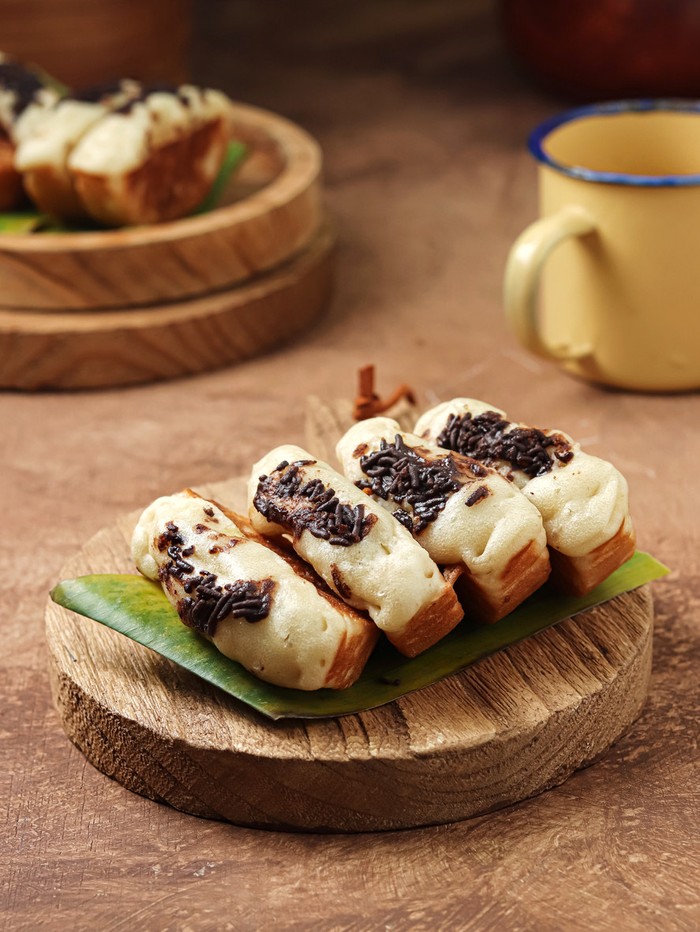 20 Pukis Empuk Manis yang Enak Buat Ngemil Ada Di Sini