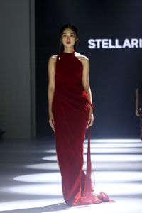 10 Koleksi Busana Couture Stella Rissa di Jakarta Fashion Week 2023