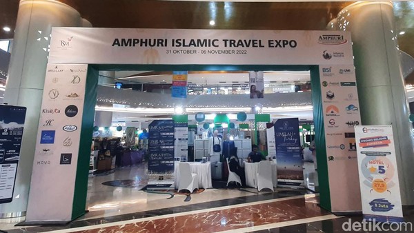 Berbagai Promo Paket Umrah Menggiurkan di Amphuri Islamic Travel Expo