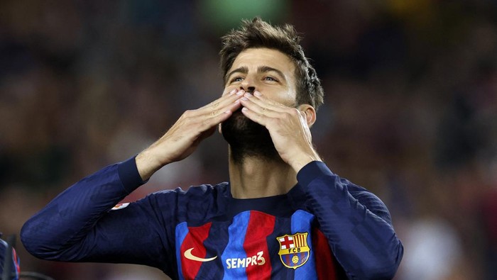 Tangisan Gerard Pique Saat Berpisah dari Barcelona Tangisan Gerard Pique Saat Berpisah dari Barcelona