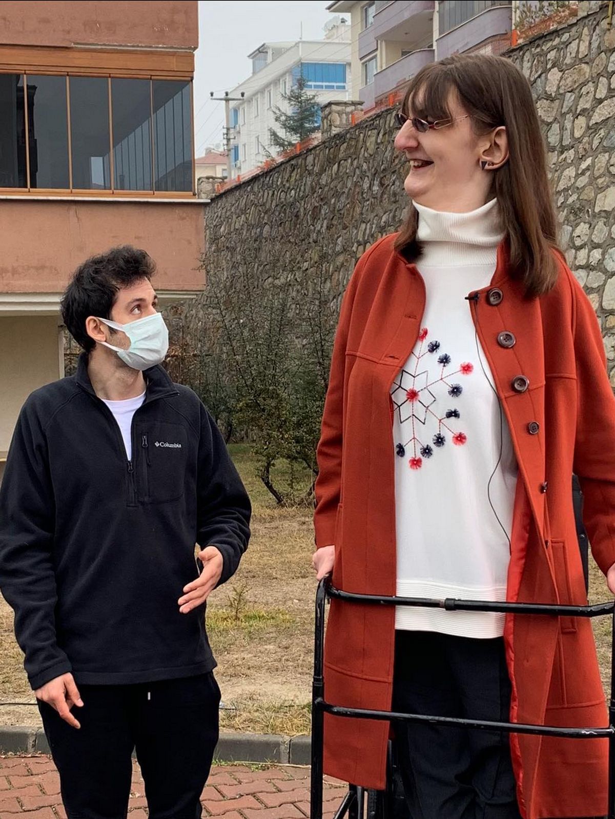 Manusia Tertinggi Di Dunia