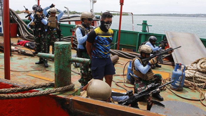 Melihat Latihan Keamanan Antiteror di Laut Bali Jelang KTT G20