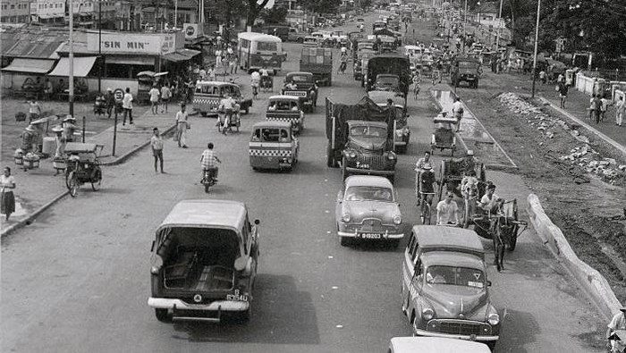 Nostalgia Kendaraan Jadul di Indonesia lewat Bingkai Foto