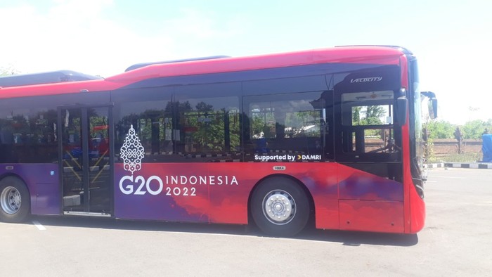 Mau Wira-wiri di KTT G20? Ada 24 Bus Listrik DAMRI Siap Antar Nih