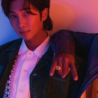 8 Potret Yua Mikami, Bintang JAV Pensiun di Usia 30 Tahun