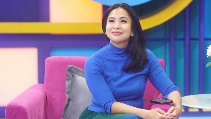 Potret 'Body Goals' Feni Rose, Ini Tips Bugarnya di Usia 48 Tahun