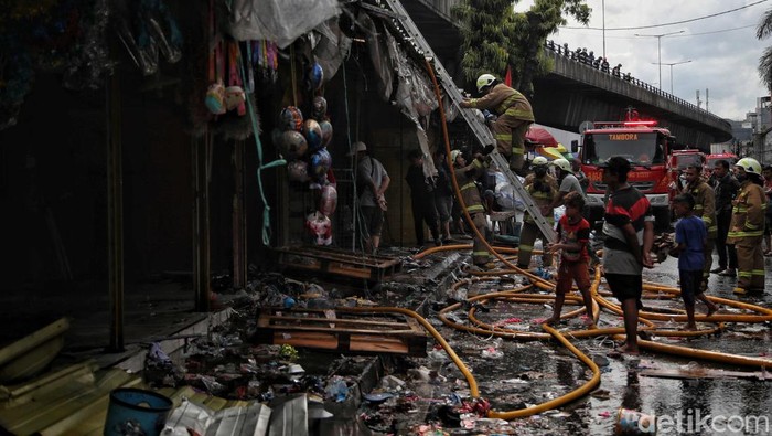 Kondisi Terkini di Pasar Asemka, Api Berhasil Dipadamkan