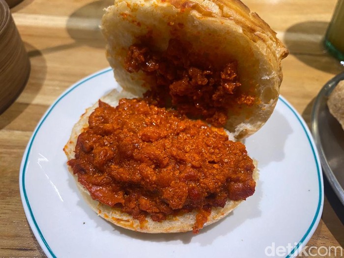 Kopitiam Vintage Ini Cocok Jadi Tempat 'Hidden Gem' Buat Ngopi Enak