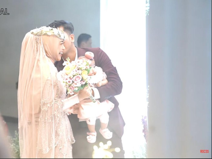 Teuku Ryan 'Menikah' Lagi dengan Ria Ricis Ucapannya Bikin Terharu