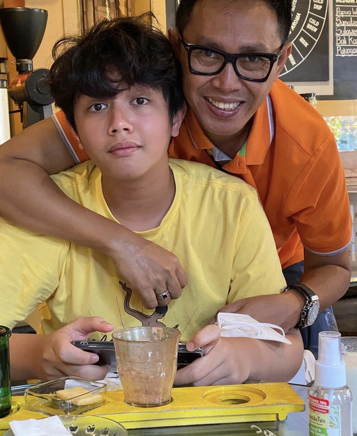 Kulineran Seru Cannavaro Adrevi, Putra Bungsu Eko Patrio yang Disebut ...