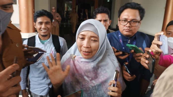 Wagub NTB Sitti Rohmi Djalilah Buka Suara Usai Keluar dari NasDem Wagub NTB Sitti Rohmi Djalilah Buka Suara Usai Keluar dari NasDem