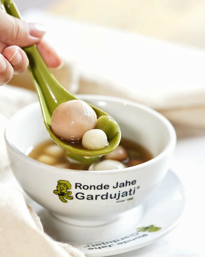 20 Wedang Ronde untuk Hangatkan Badan Ada di Sini