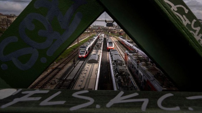 Karyawan Mogok, Layanan Kereta Api Berhenti Total di Austria