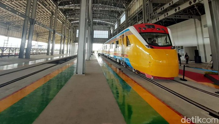 Ini Kereta Pertama di Sulawesi yang Dicita-citakan Jokowi